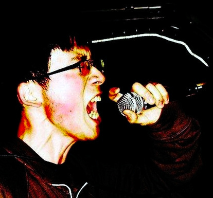 DOTAMAの学歴｜出身は佐野高校！大学や中学校の偏差値と学生時代のエピソード | 芸能人の学歴や有名人の高校・大学情報は芸能人有名人学歴偏差 ...