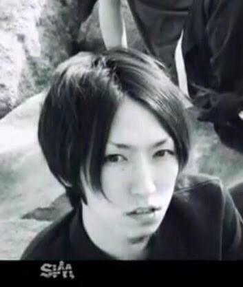 MAH（SiM）の学歴と経歴｜出身高校大学や中学校の偏差値と学生時代のエピソード | 芸能人の学歴や有名人の高校・大学情報は芸能人有名人学歴 ...